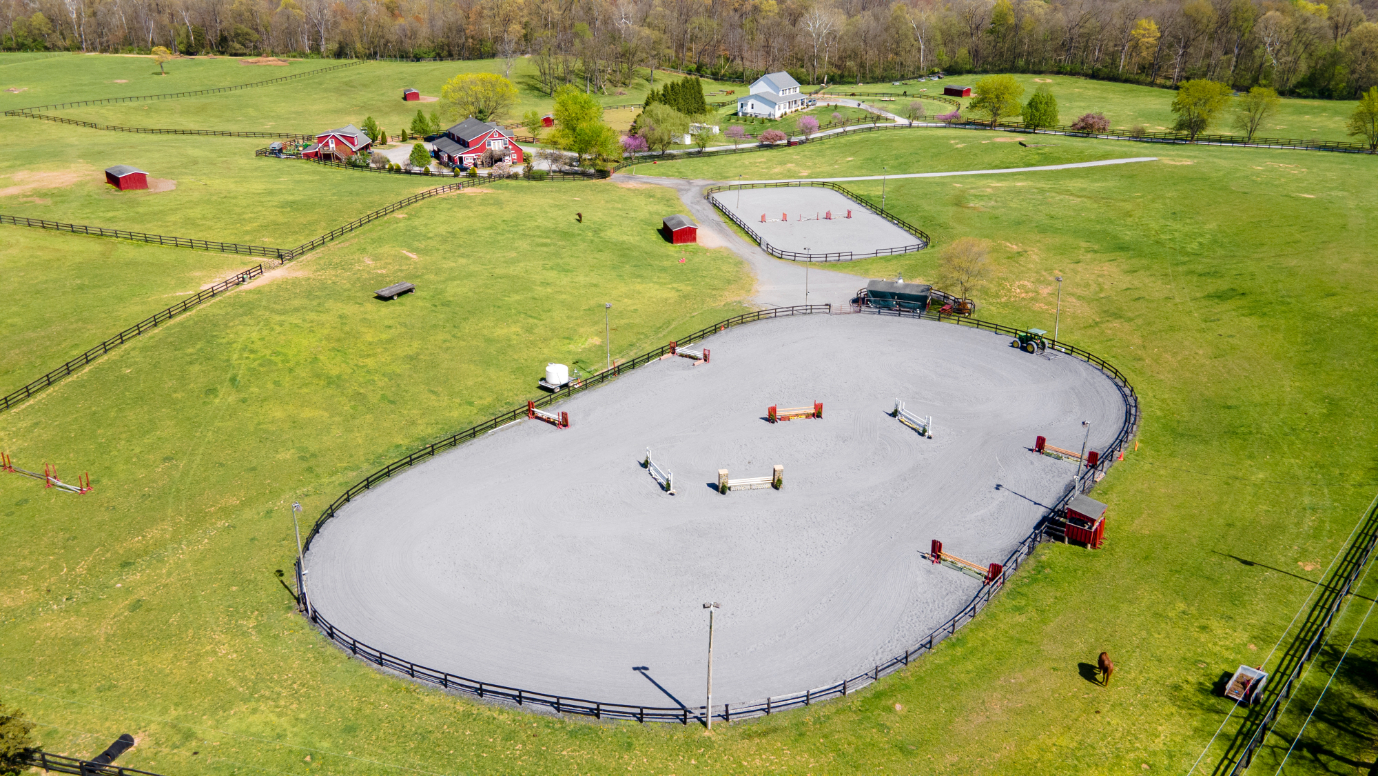 Thomas & Talbot | Sandstone Farm